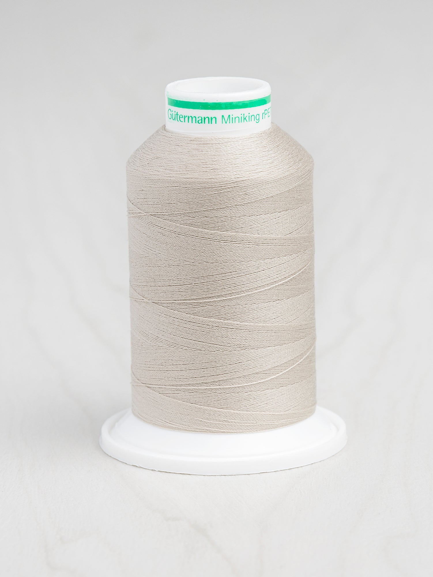 Gütermann Serger rPET Recycled Thread - Off White 802 | Core Fabrics