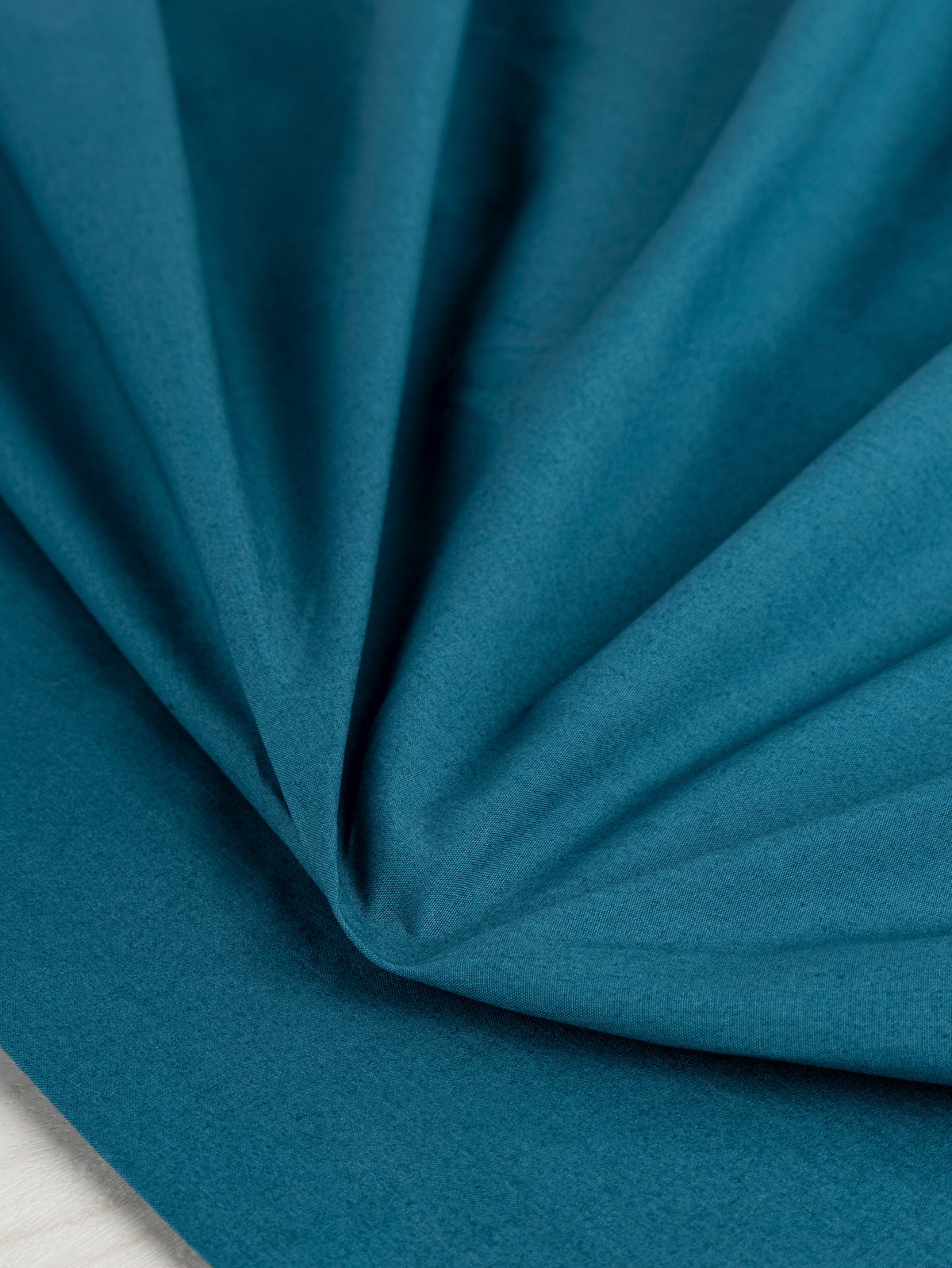 Signature Crisp Cotton Poplin – Core Fabrics