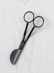Core Exclusive: Black Duckbilled Scissors | Core Fabrics